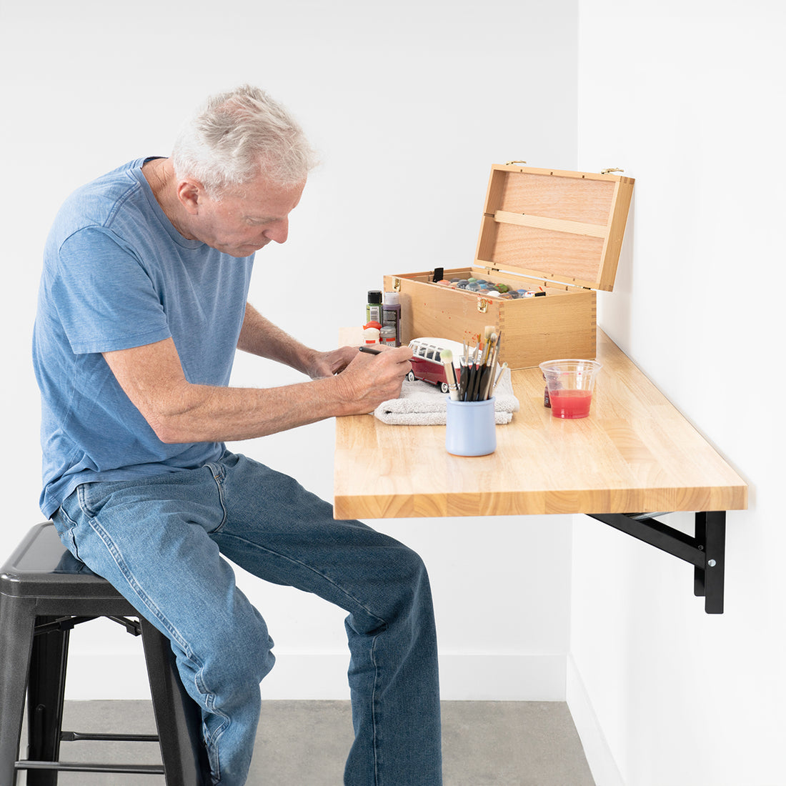 SafeRacks Wall Mounted Folding Worktop for Workshop & Garage